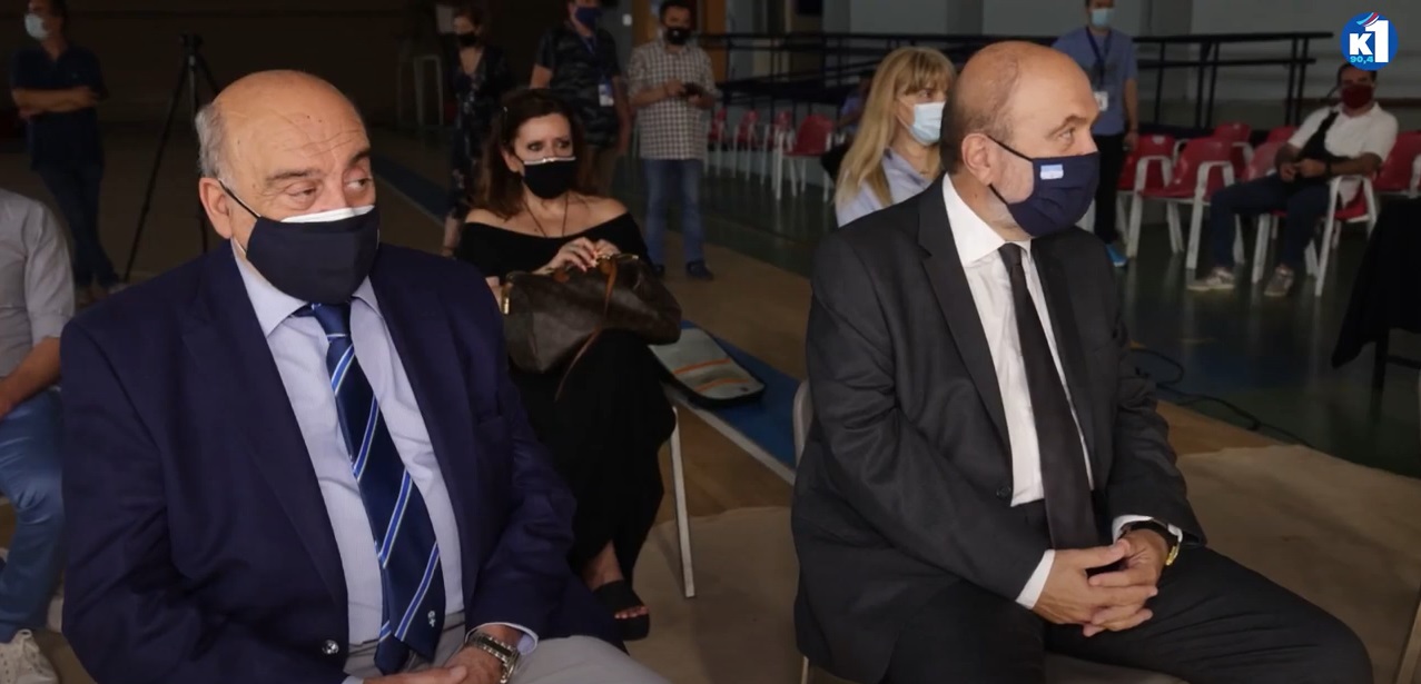 Στη βιβλιοθήκη του Διεθνούς Κέντρου Ολυμπιακής Εκεχειρίας στο Στάδιο ...