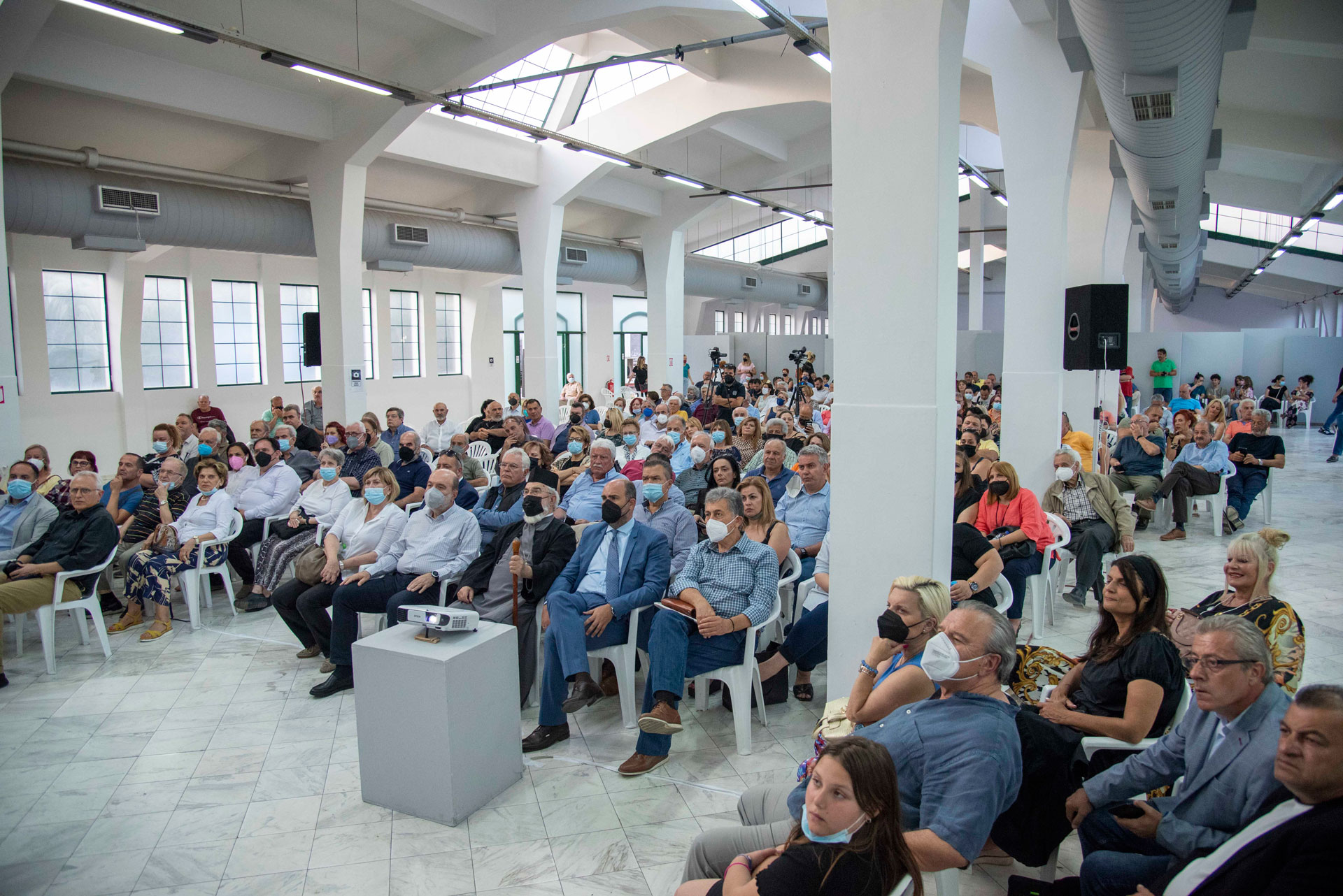 Ο ΔΗΜΑΡΧΟΣ ΝΙΚΑΙΑΣ – ΑΓ. Ι. ΡΕΝΤΗ ΓΙΑ ΤΟΝ ΑΠΟΛΟΓΙΣΜΟ ΚΑΙ ΤΟΝ ...