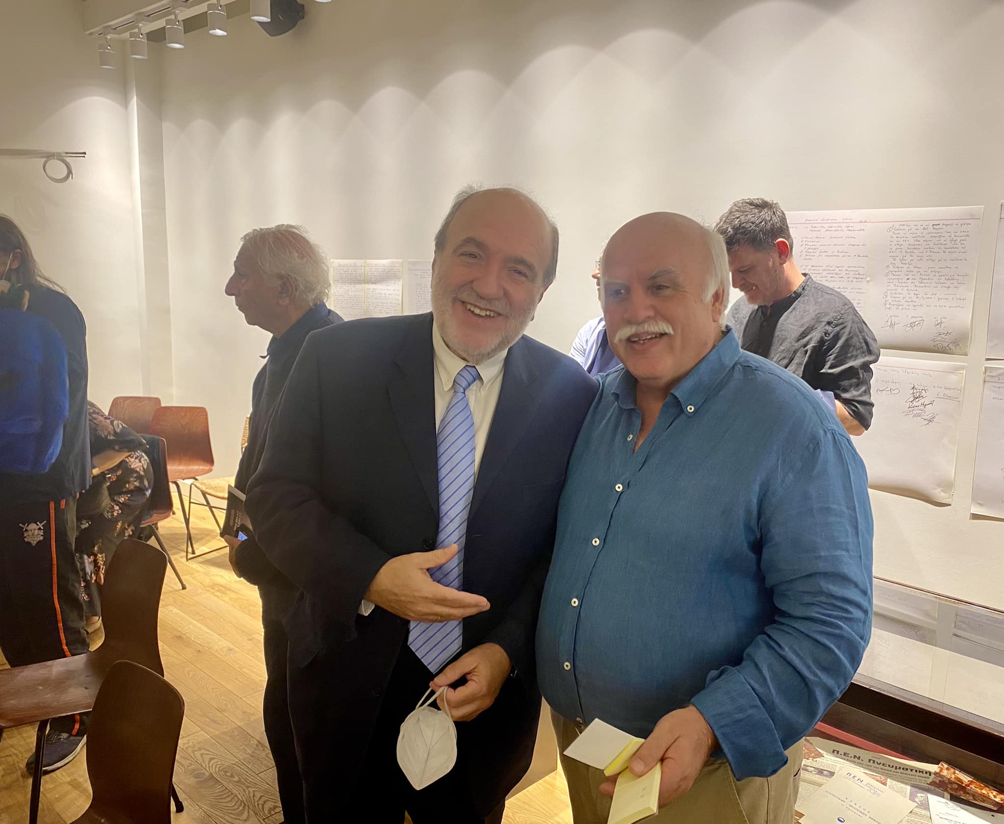 Στα εγκαίνια ανακαίνισης της Πνευματικης Εστίας Νίκαιας – Τρύφων Αλεξιάδης