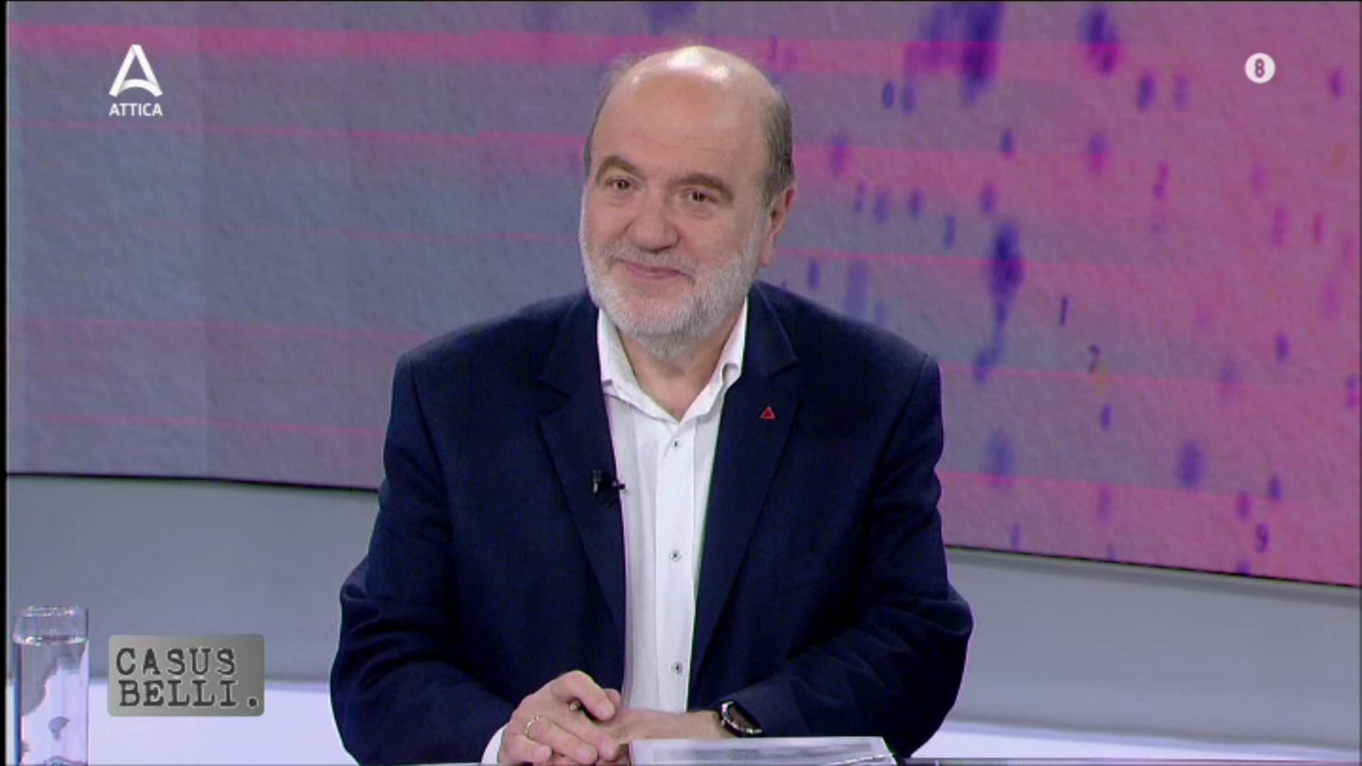 Λένε ψέματα – Τρύφων Αλεξιάδης